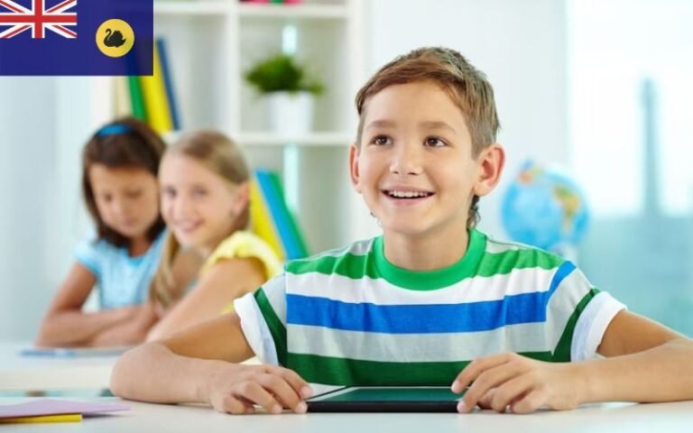 School Informer: School Ranking Australia | School Holidays & More