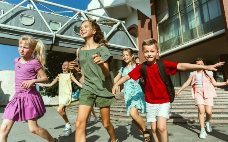 [Updated for 2023] QLD School Holidays Public Holidays, Terms and Long ...